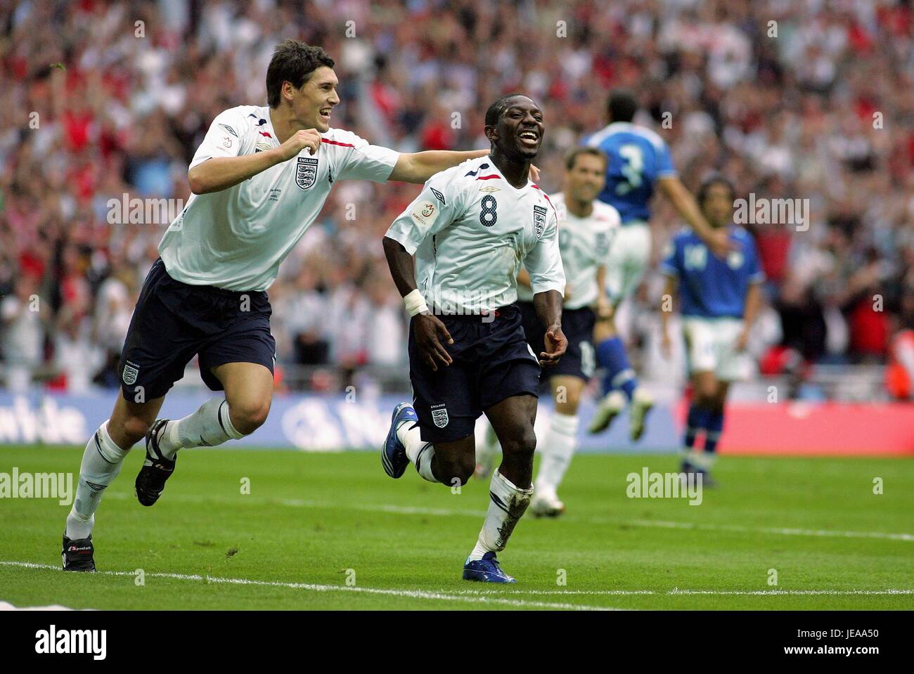 Barry wright hi-res stock photography and images - Alamy