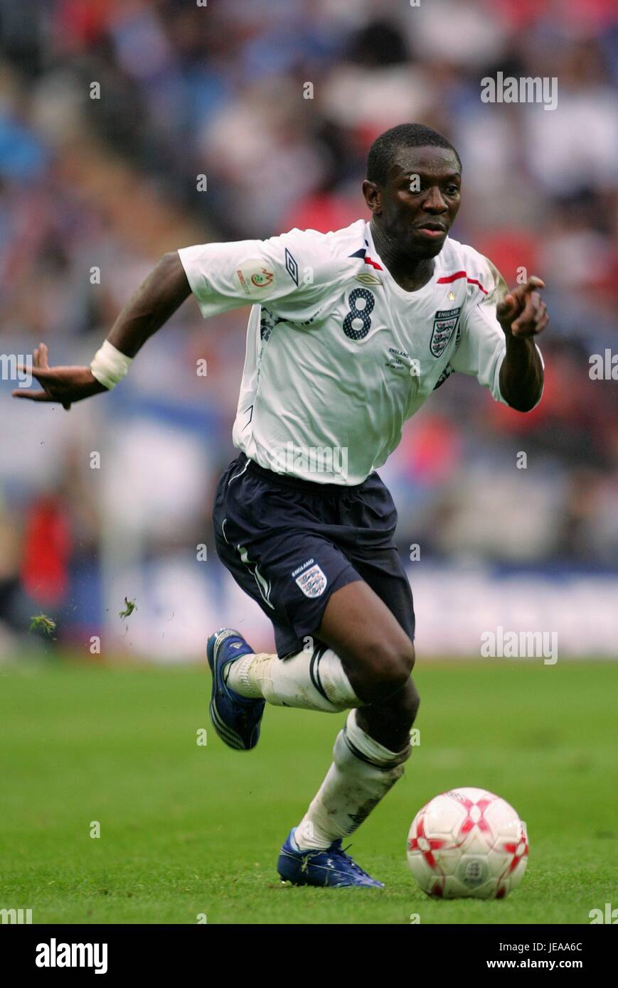 SHAUN WRIGHT-PHILLIPS ENGLAND & CHELSEA FC WEMBLEY STADIUM LONDON ...