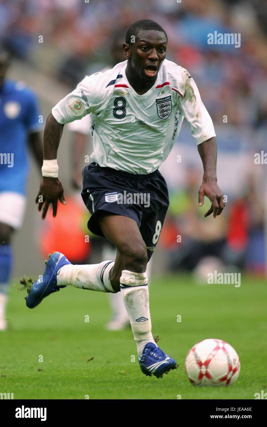 SHAUN WRIGHT-PHILLIPS ENGLAND & CHELSEA FC WEMBLEY STADIUM LONDON ...