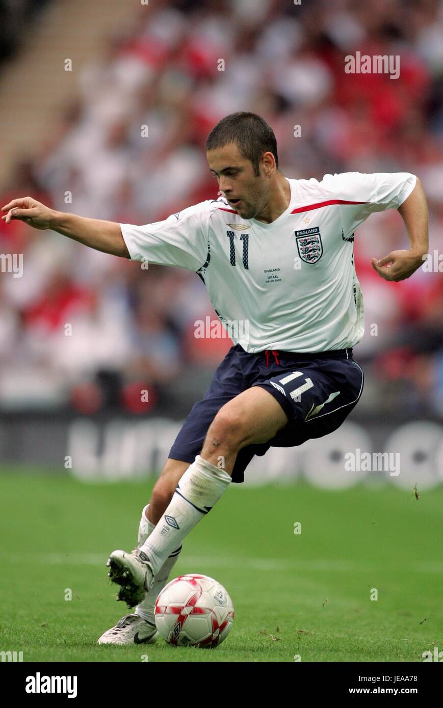 JOE COLE ENGLAND & CHELSEA FC WEMBLEY STADIUM LONDON ENGLAND 08 ...