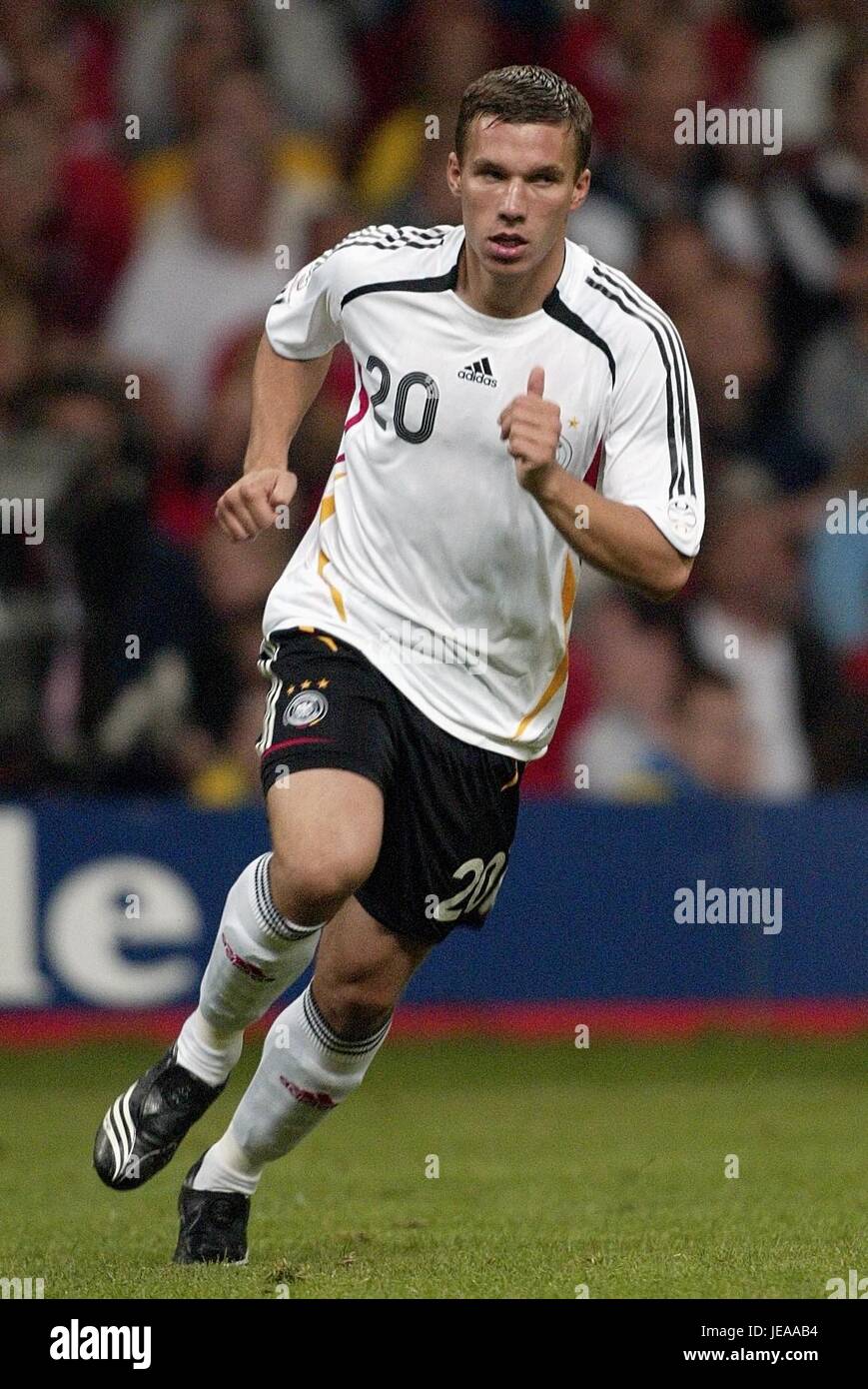 LUKE PODOLSKI GERMANY & BAYERN MUNICH MILLENNIUM STADIUM CARDIFF WALES ...