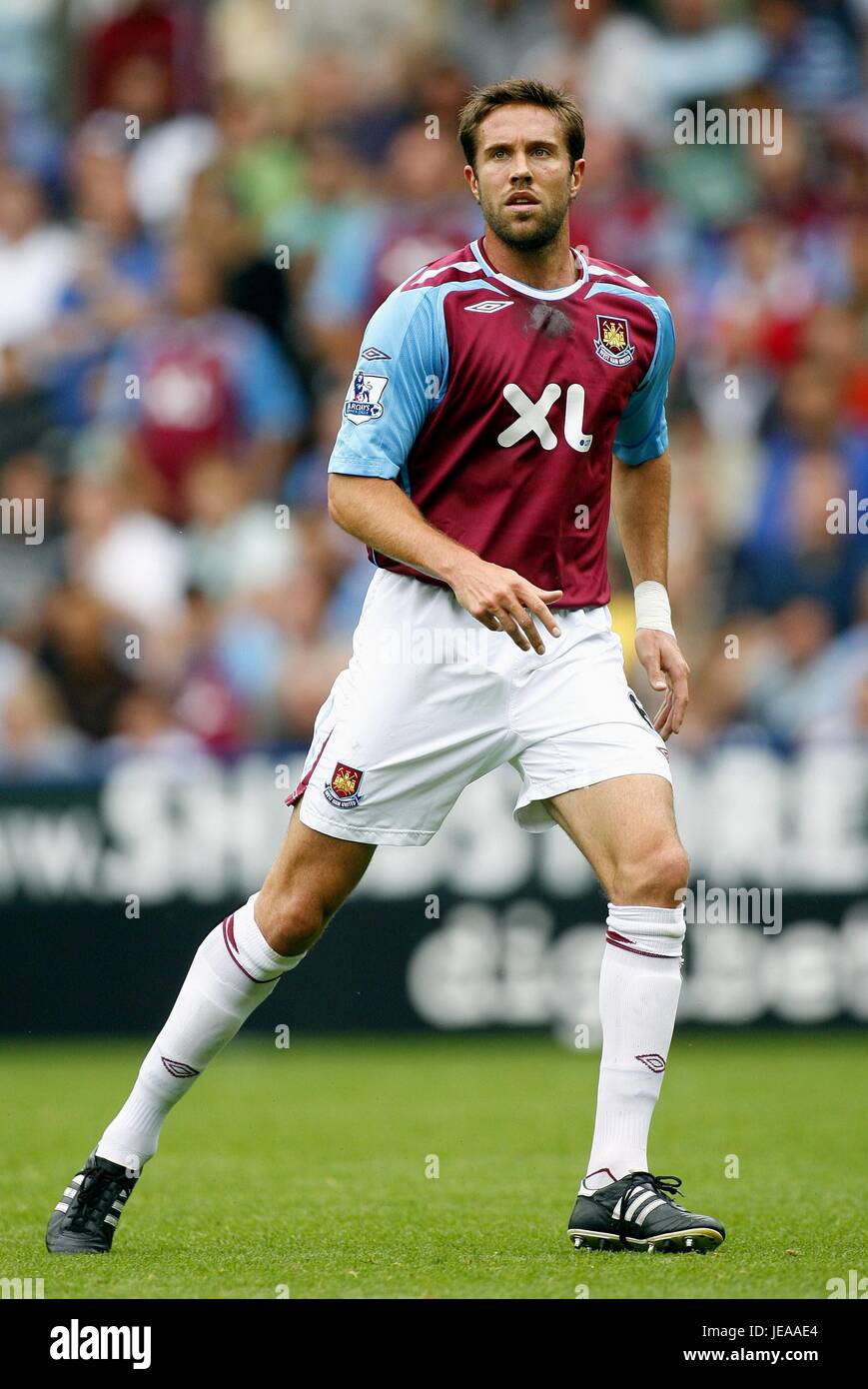 MATTHEW UPSON WEST HAM UNITED FC MADEJSKI STADIUM READING ENGLAND 01 ...