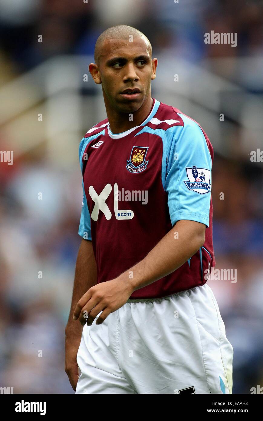 Anton ferdinand reading hi-res stock photography and images - Alamy