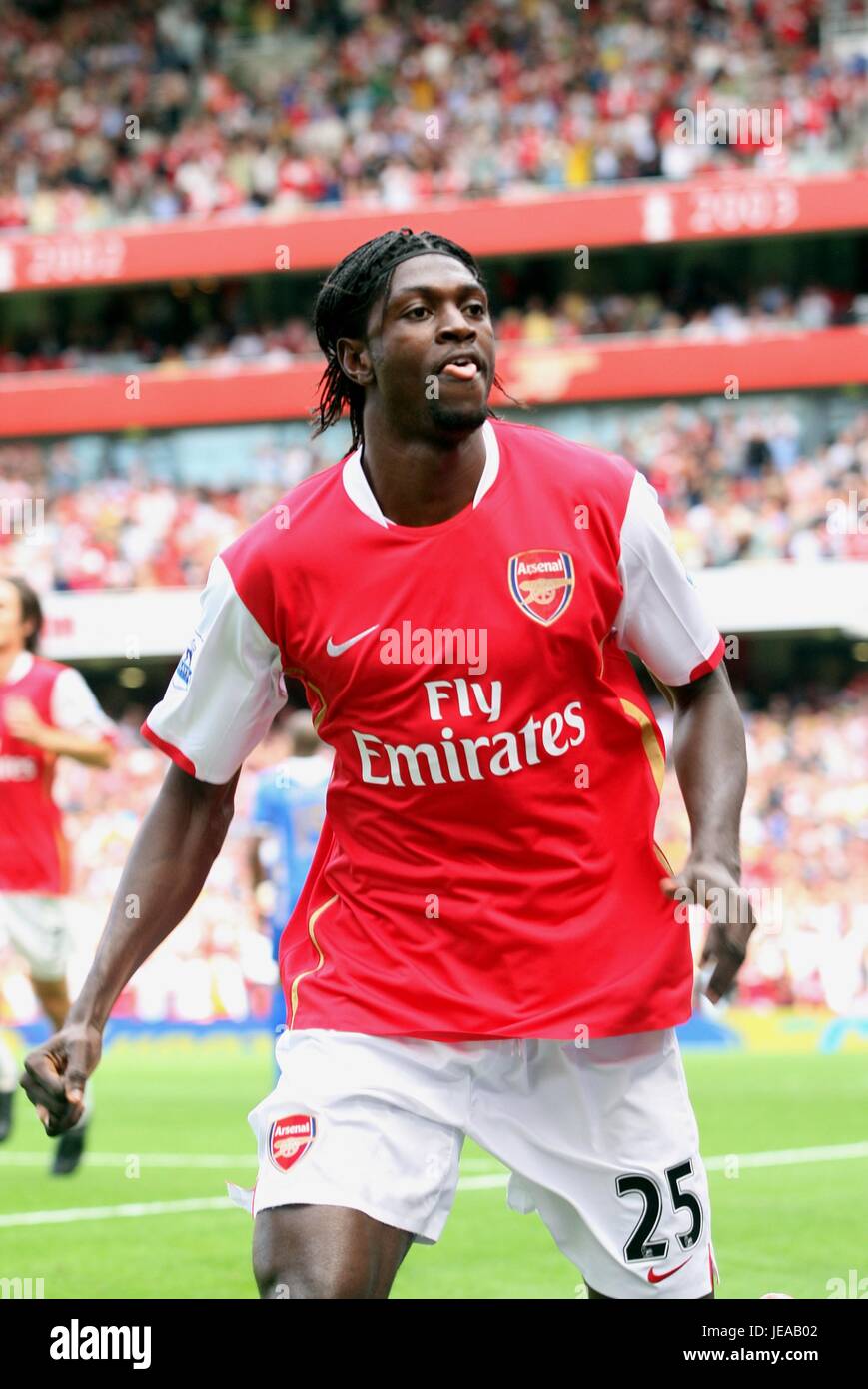 EMMANUEL ADEBAYOR ARSENAL FC EMIRATES STADIUM ARSENAL LONDON ENGLAND 02 ...