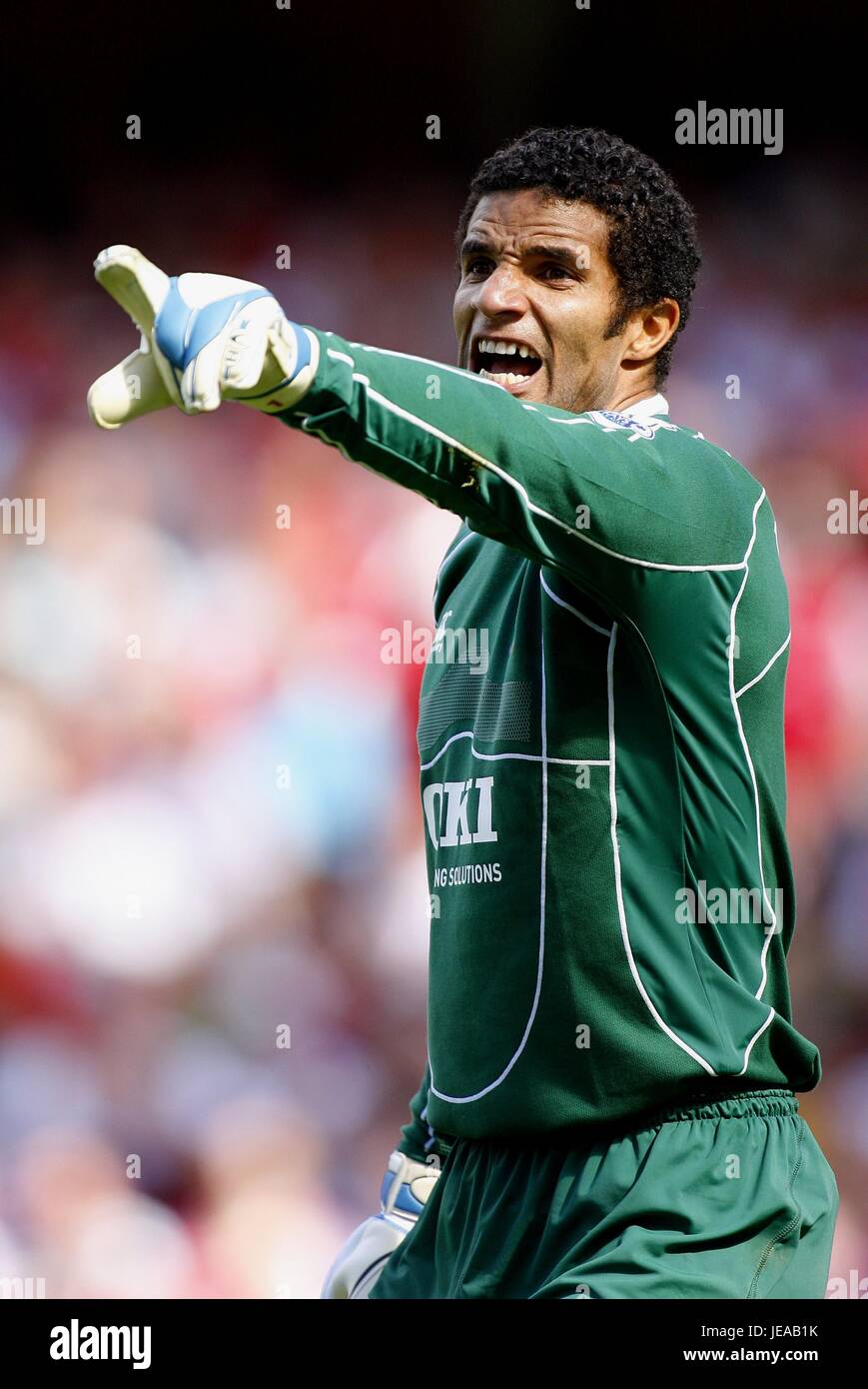 DAVID JAMES PORTSMOUTH FC EMIRATES STADIUM ARSENAL LONDON ENGLAND 02 ...