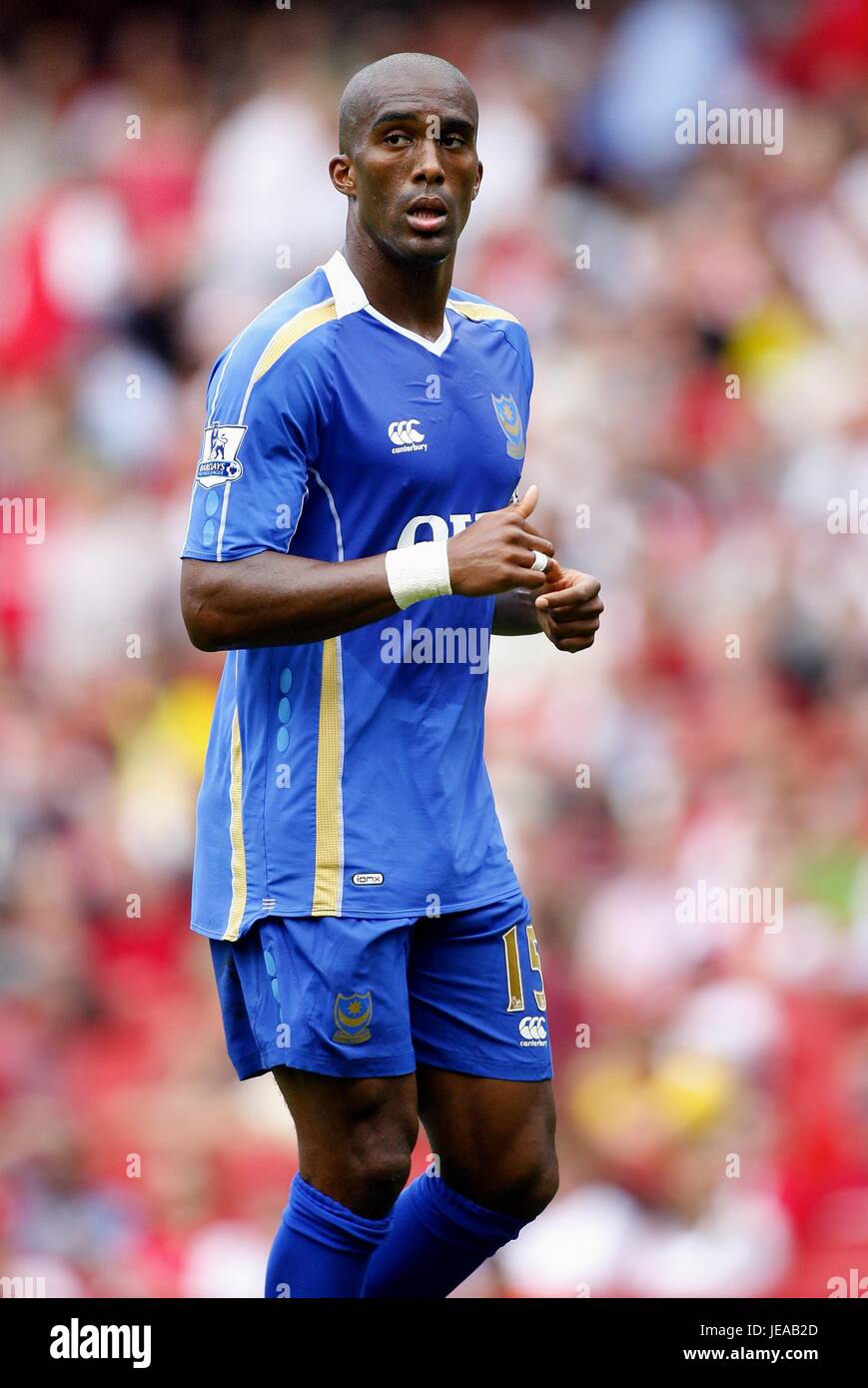 SYLVAIN DISTIN PORTSMOUTH FC EMIRATES STADIUM ARSENAL LONDON ENGLAND 02 ...