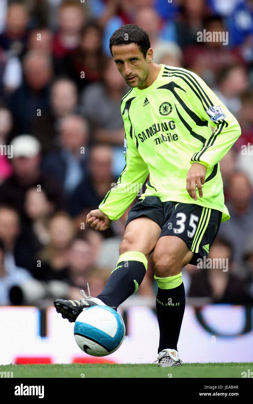 JULIANO BELLETTI CHELSEA FC VILLA PARK BIRMINGHAM ENGLAND 02 September ...