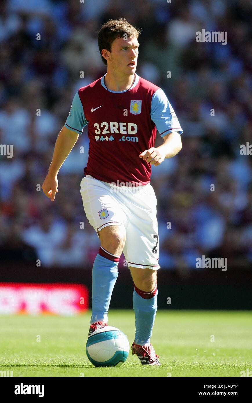 CRAIG GARDNER ASTON VILLA FC VILLA PARK BIRMINGHAM ENGLAND 25 August ...