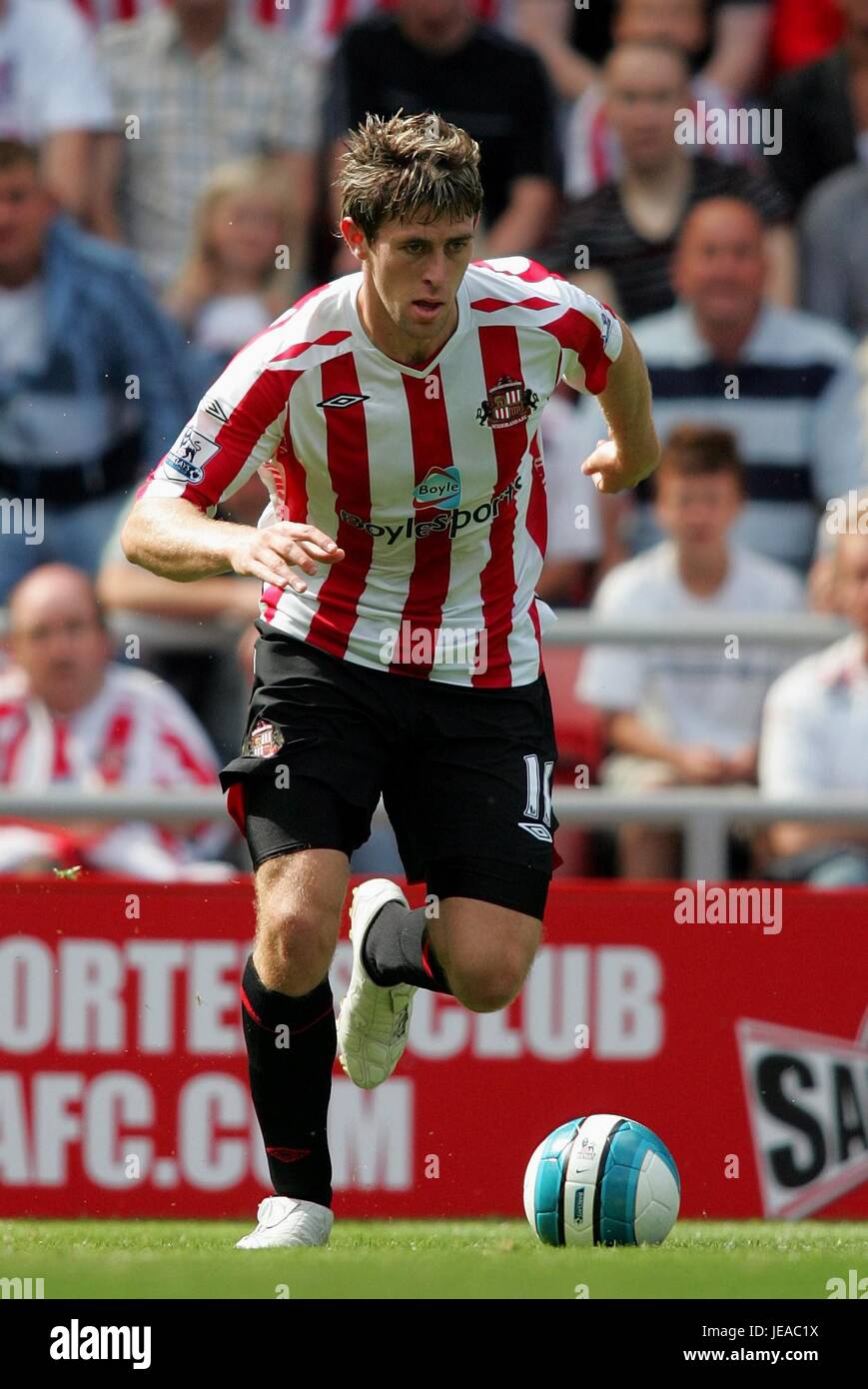 DARYL MURPHY SUNDERLAND FC STADIUM OF LIGHT SUNDERLAND ENGLAND 25 ...