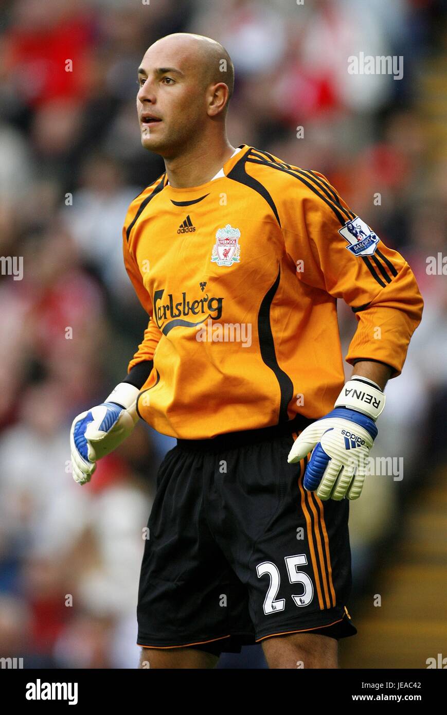 PEPE REINA LIVERPOOL FC ANFIELD LIVERPOOL ENGLAND 19 August 2007 Stock ...