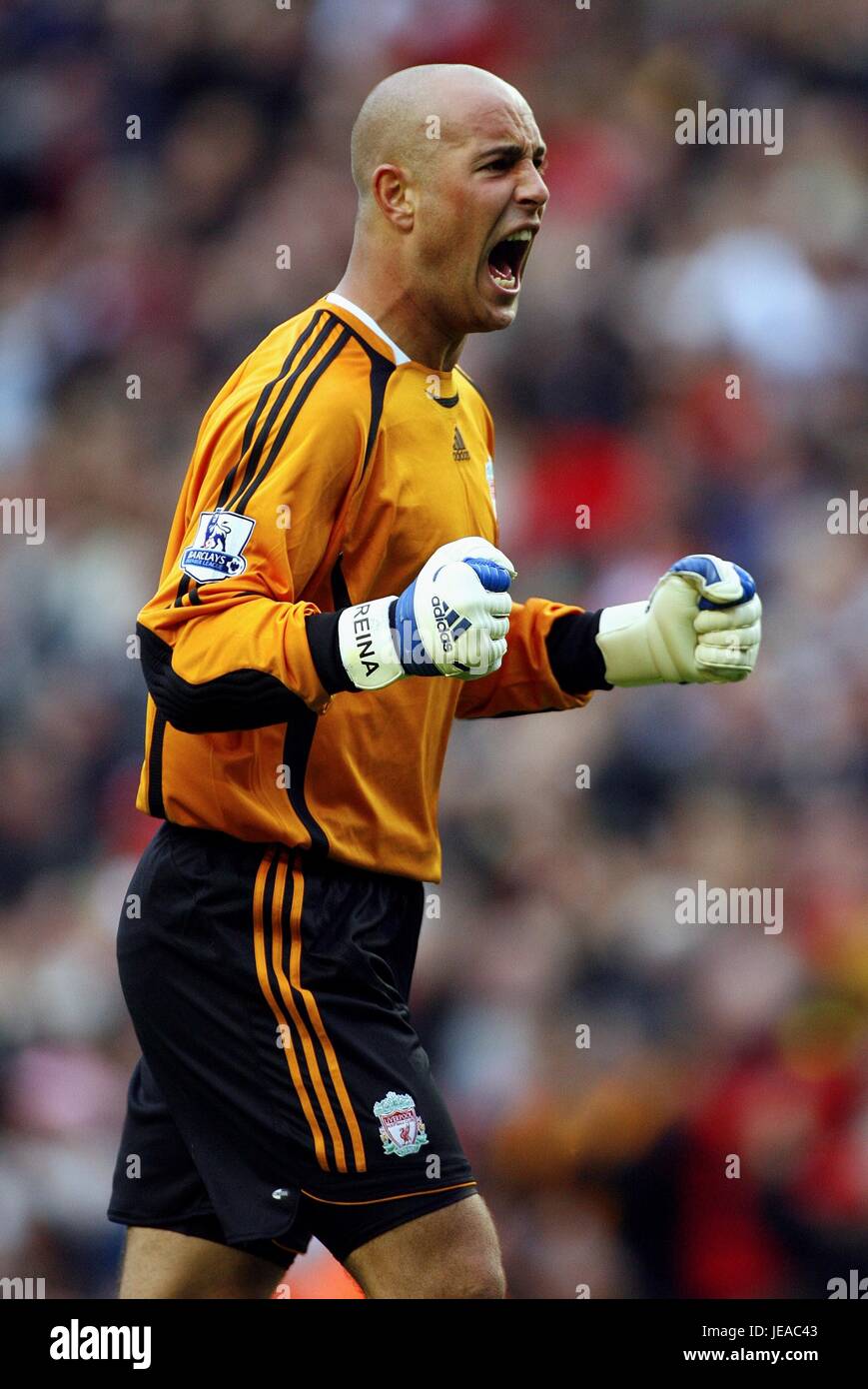 PEPE REINA LIVERPOOL FC ANFIELD LIVERPOOL ENGLAND 19 August 2007 Stock ...