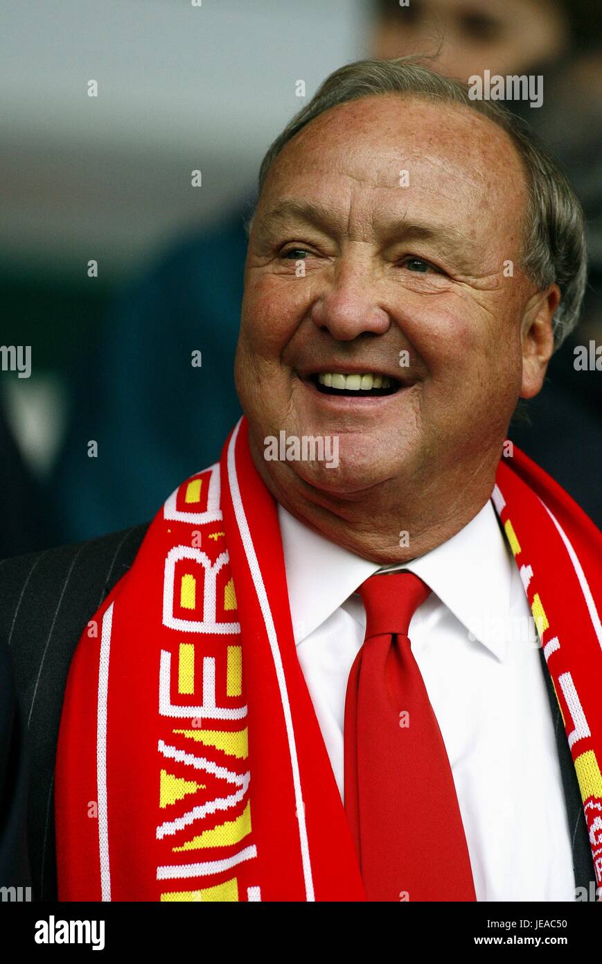 TOM HICKS LIVERPOOL FC CO OWNER ANFIELD LIVERPOOL ENGLAND 19 August ...