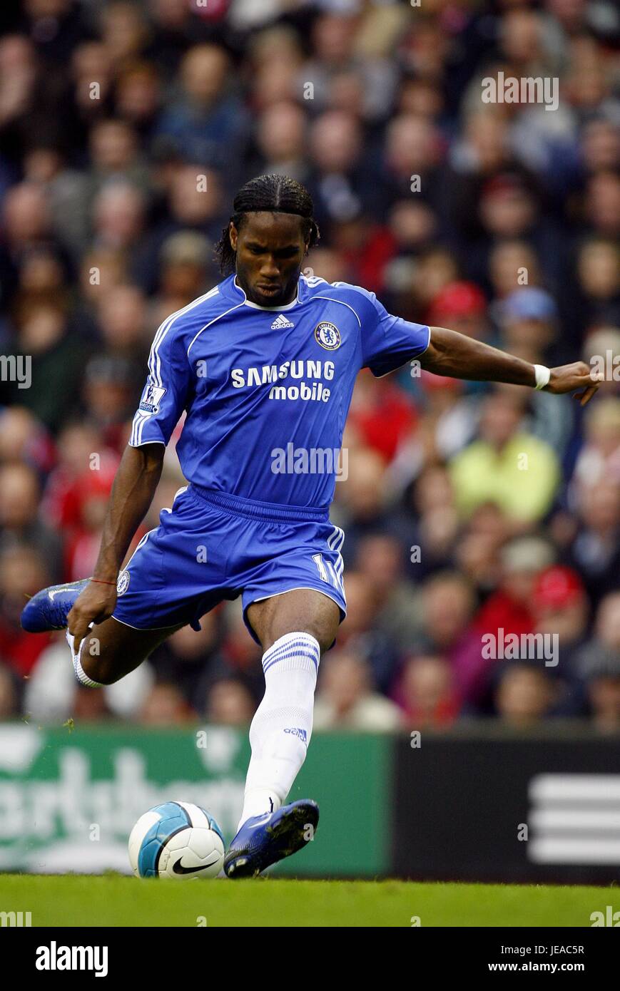 DIDIER DROGBA CHELSEA FC ANFIELD LIVERPOOL ENGLAND 19 August 2007 Stock ...
