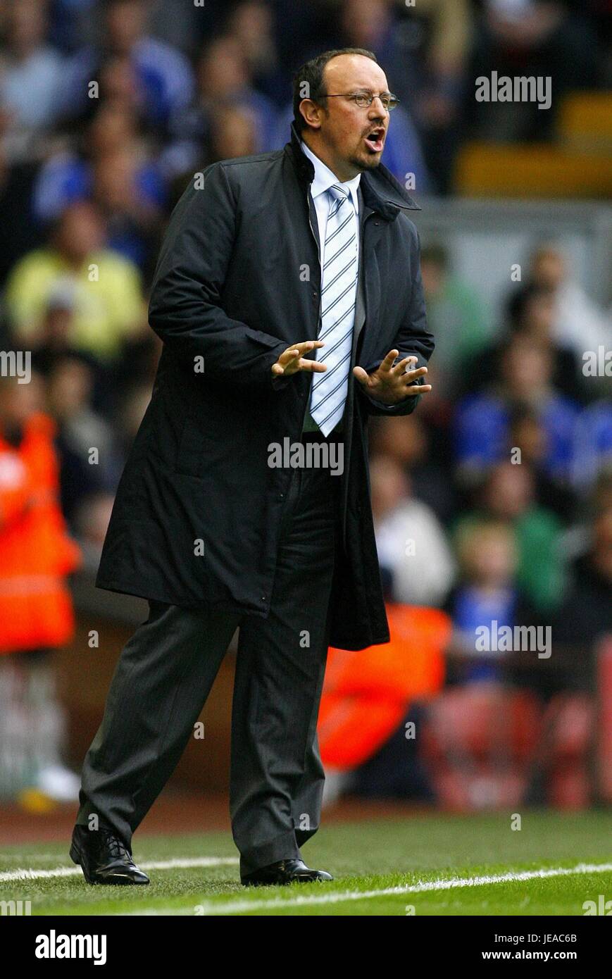 Liverpool manager rafa benitez hi-res stock photography and images - Alamy