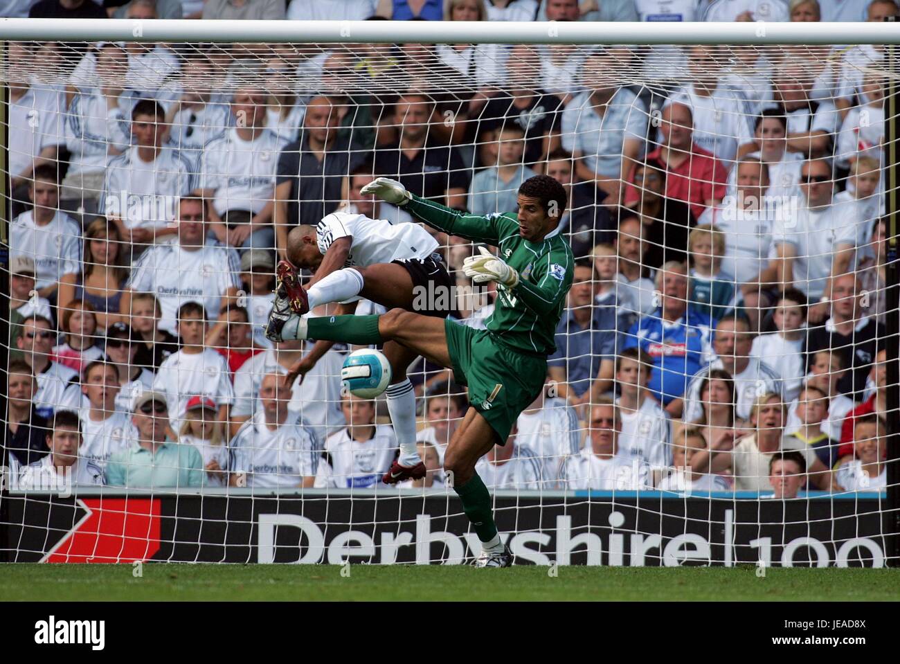 David earnshaw hi-res stock photography and images - Alamy