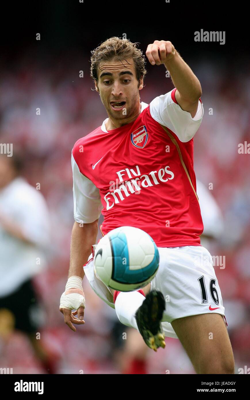 MATHIEU FLAMINI ARSENAL FC EMIRATES STADIUM LONDON ENGLAND 12 August ...