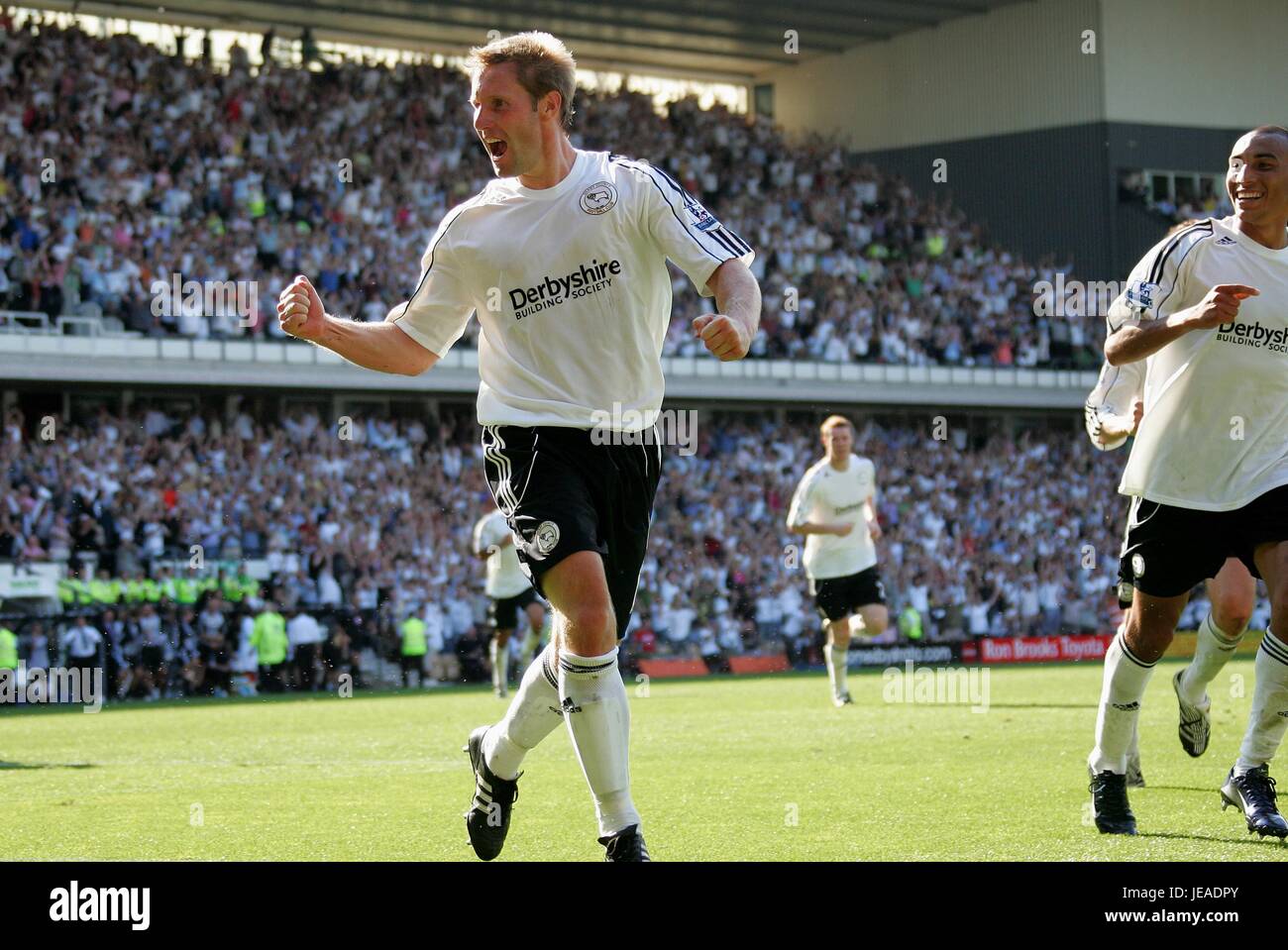 ANDY TODD CELEBRATES DERBY V PORTSMOUTH PRIDE PARK DERBY ENGLAND 11 ...