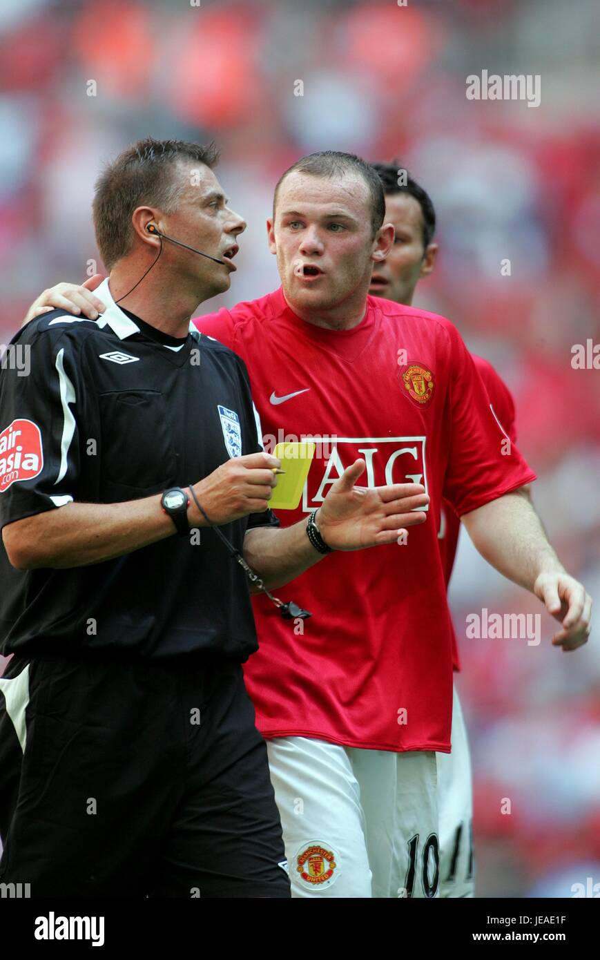 Ref mark halsey hi-res stock photography and images - Alamy