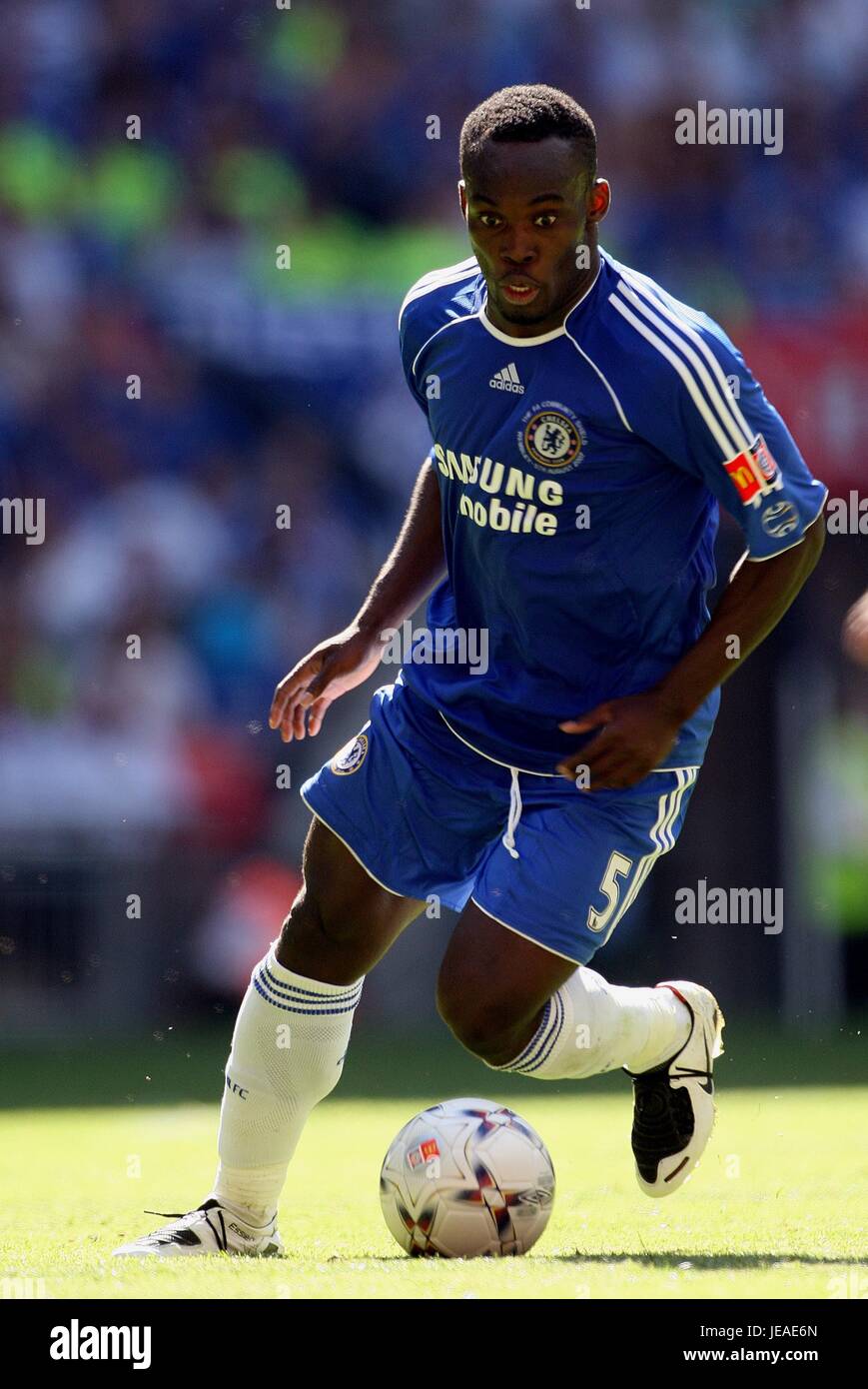 MICHAEL ESSIEN CHELSEA FC WEMBLEY LONDON ENGLAND 05 August 2007 Stock ...