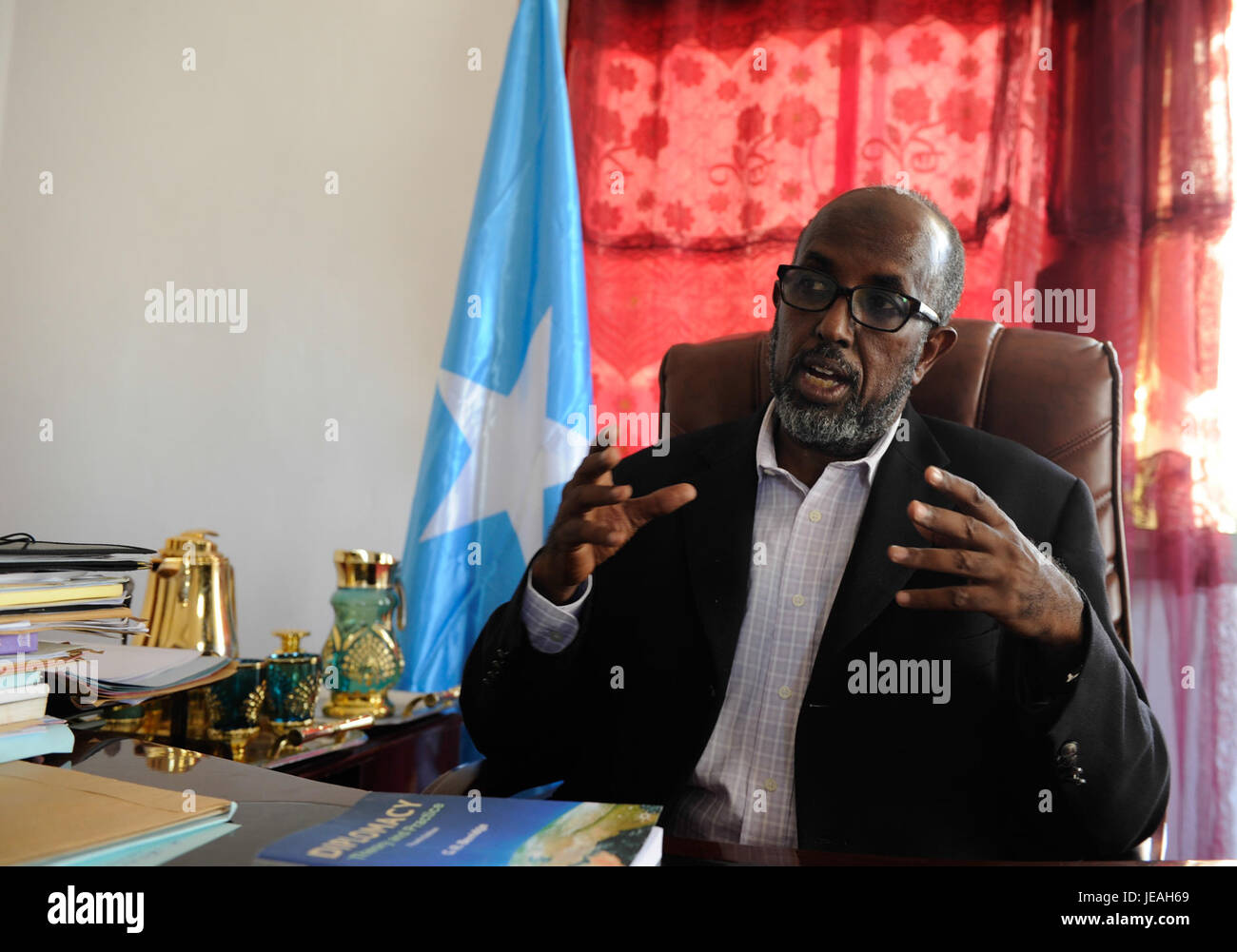 Somali academics hi-res stock photography and images - Alamy
