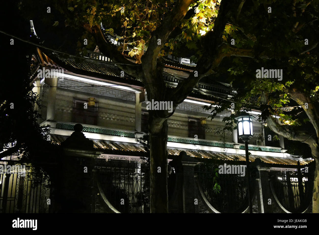 2014.11.21.191120 House night Xihu Hangzhou Stock Photo - Alamy