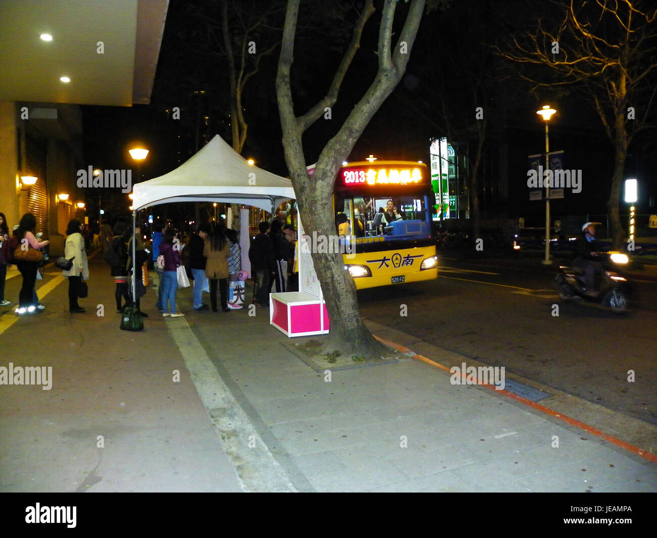 Vintage bus map hi-res stock photography and images - Alamy