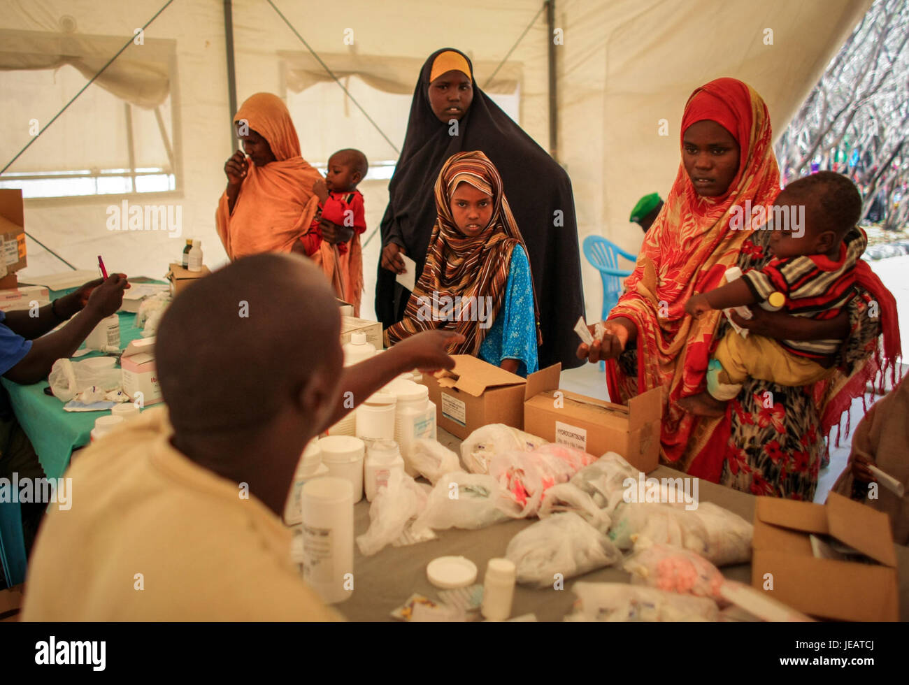 2013 03 04 Burundi OPD c (8550301773 Stock Photo - Alamy
