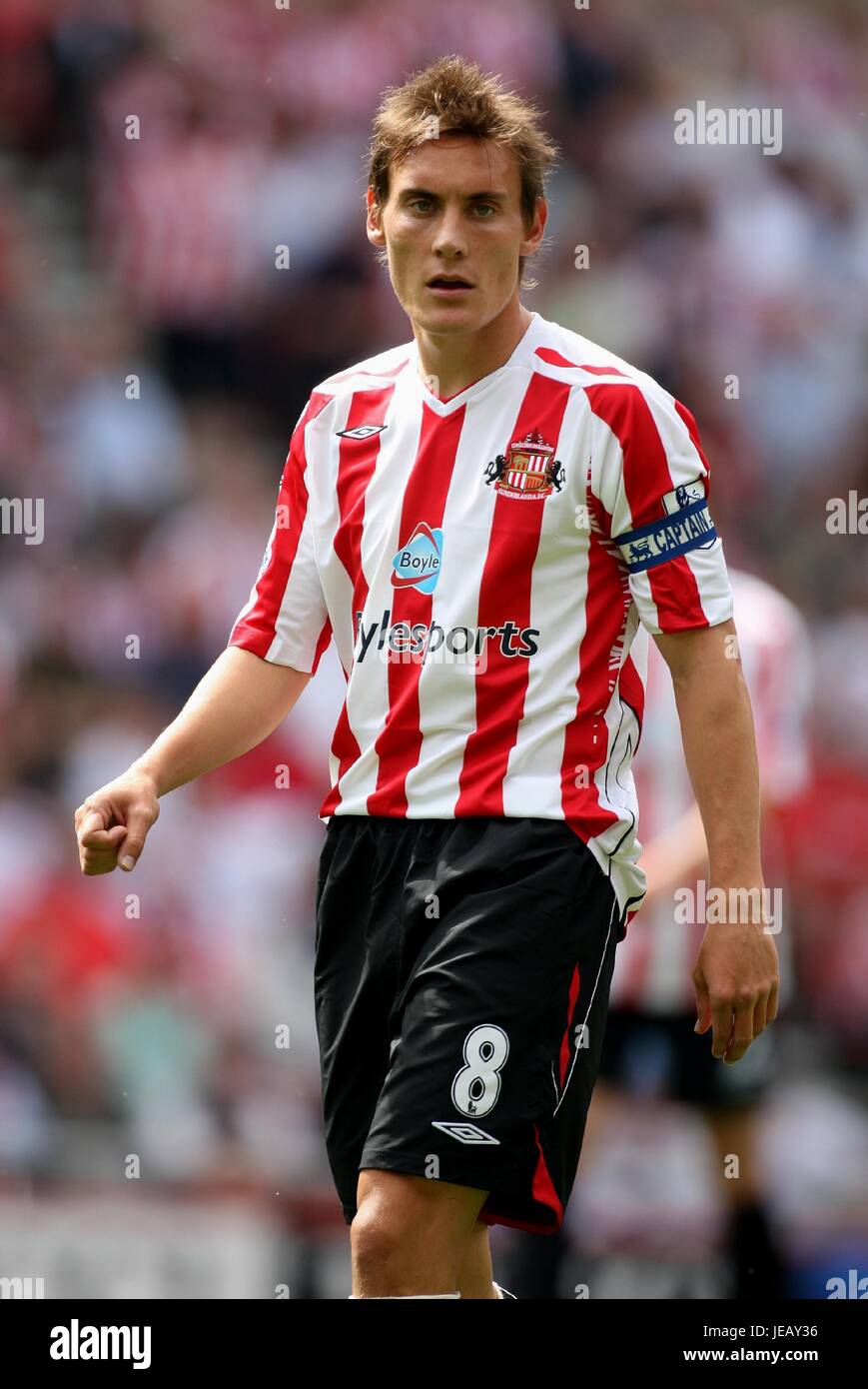 DEAN WHITEHEAD SUNDERLAND FC STADIUM OF LIGHT SUNDERLAND ENGLAND 04 ...