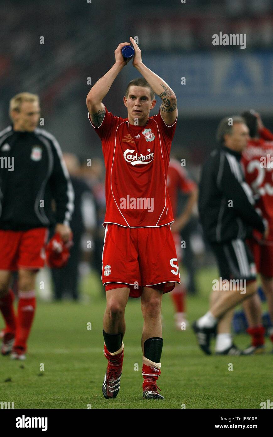 Milan Sign Agger Play Me Or I'll Leave, Agger Tells Liverpool