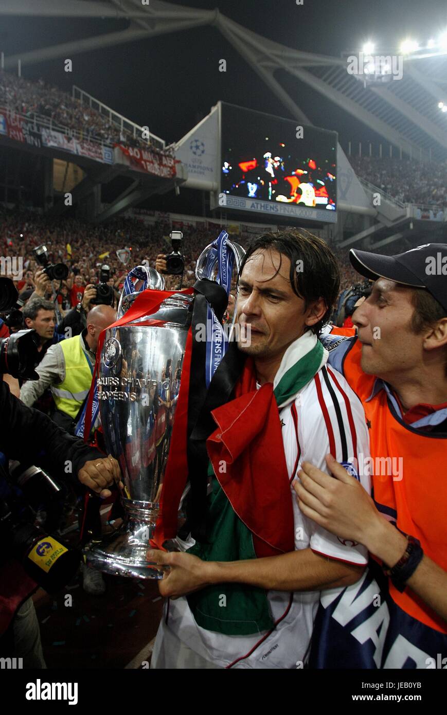 Filippo inzaghi milan liverpool hi-res stock photography and images - Alamy