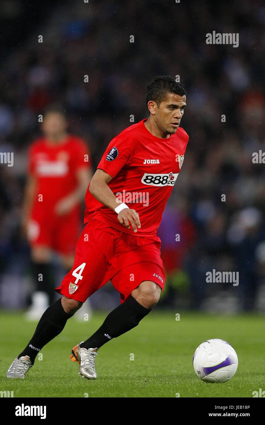 DANIEL ALVES SEVILLE FC HAMPDEN PARK GLASGOW SCOTLAND 16 May 2007 Stock ...