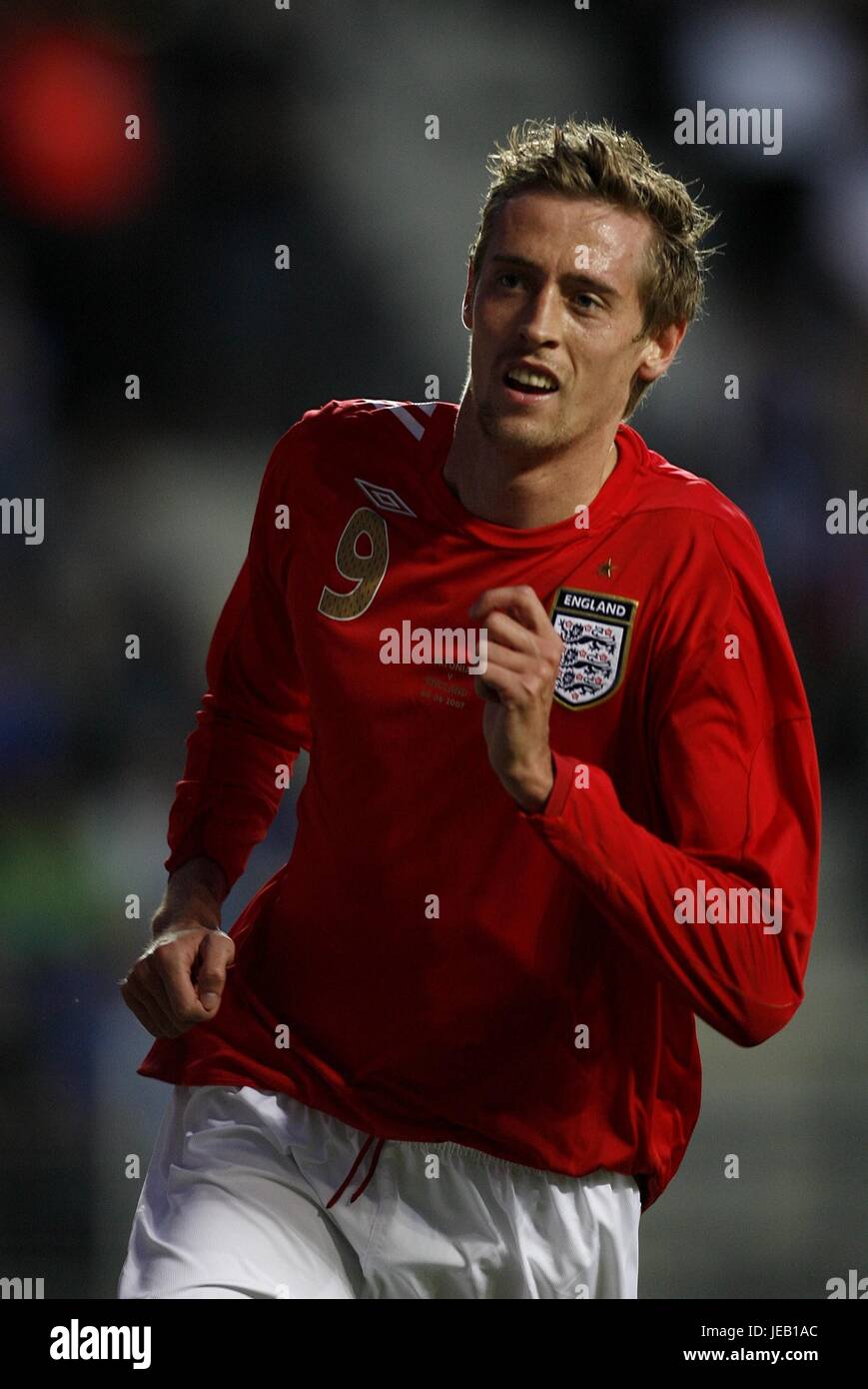 PETER CROUCH ENGLAND & LIVERPOOL FC A.LE COQ ARENA TALLINN ESTONIA 06 ...