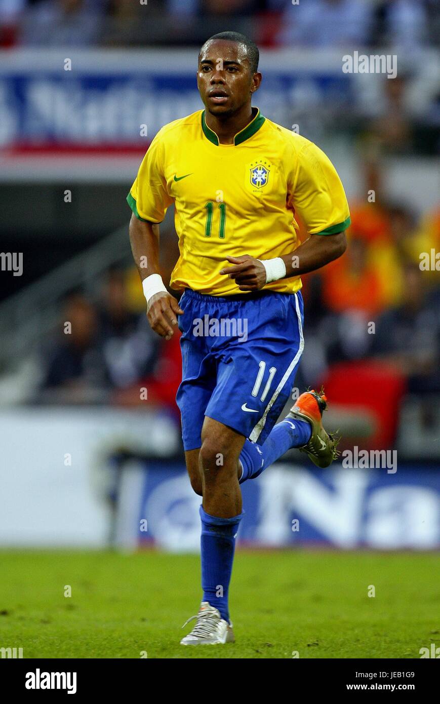 ROBINHO BRAZIL & REAL MADRID WEMBLEY STADIUM LONDON ENGLAND 01 June ...