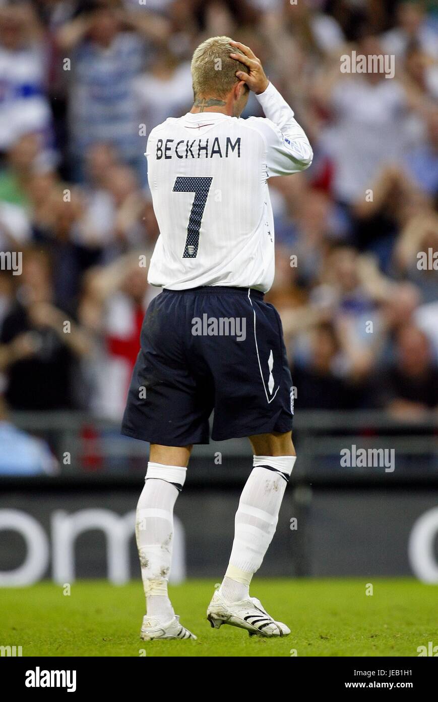DAVID BECKHAM ENGLAND & REAL MADRID WEMBLEY STADIUM LONDON ENGLAND 01 ...