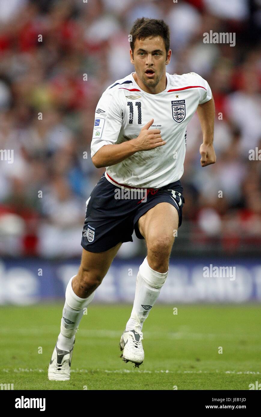 JOE COLE ENGLAND & CHELSEA FC WEMBLEY STADIUM LONDON ENGLAND 01 June ...