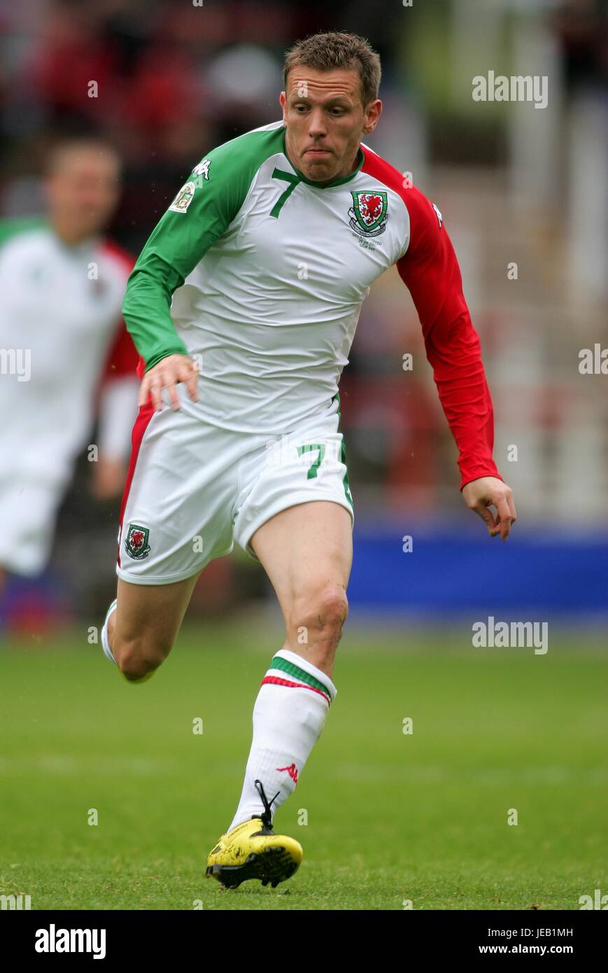 CRAIG BELLAMY WALES & LIVERPOOL FC RACECOURSE GROUND WREXHAM ENGLAND 26 ...