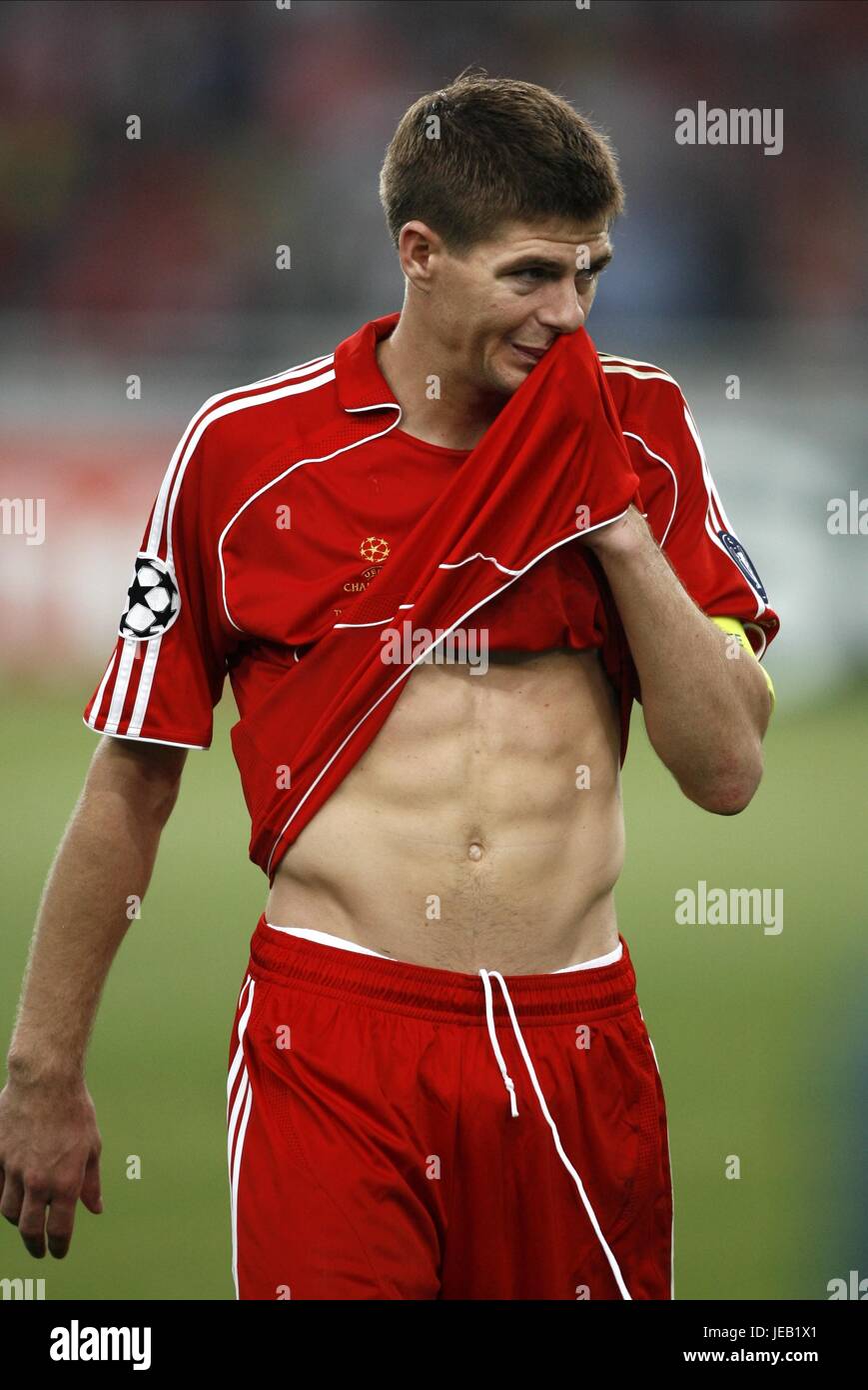 Steven gerrard after defeat hi-res stock photography and images - Alamy