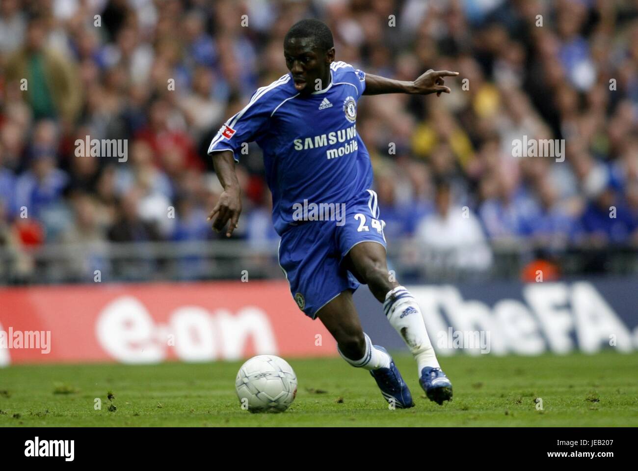 SHAUN WRIGHT-PHILLIPS CHELSEA FC WEMBLEY STADIUM LONDON ENGLAND 19 May ...