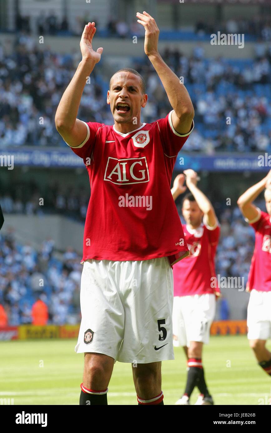 RIO FERDINAND MANCHESTER UNITED FC CITY OF MANCHESTER STADIUM ...