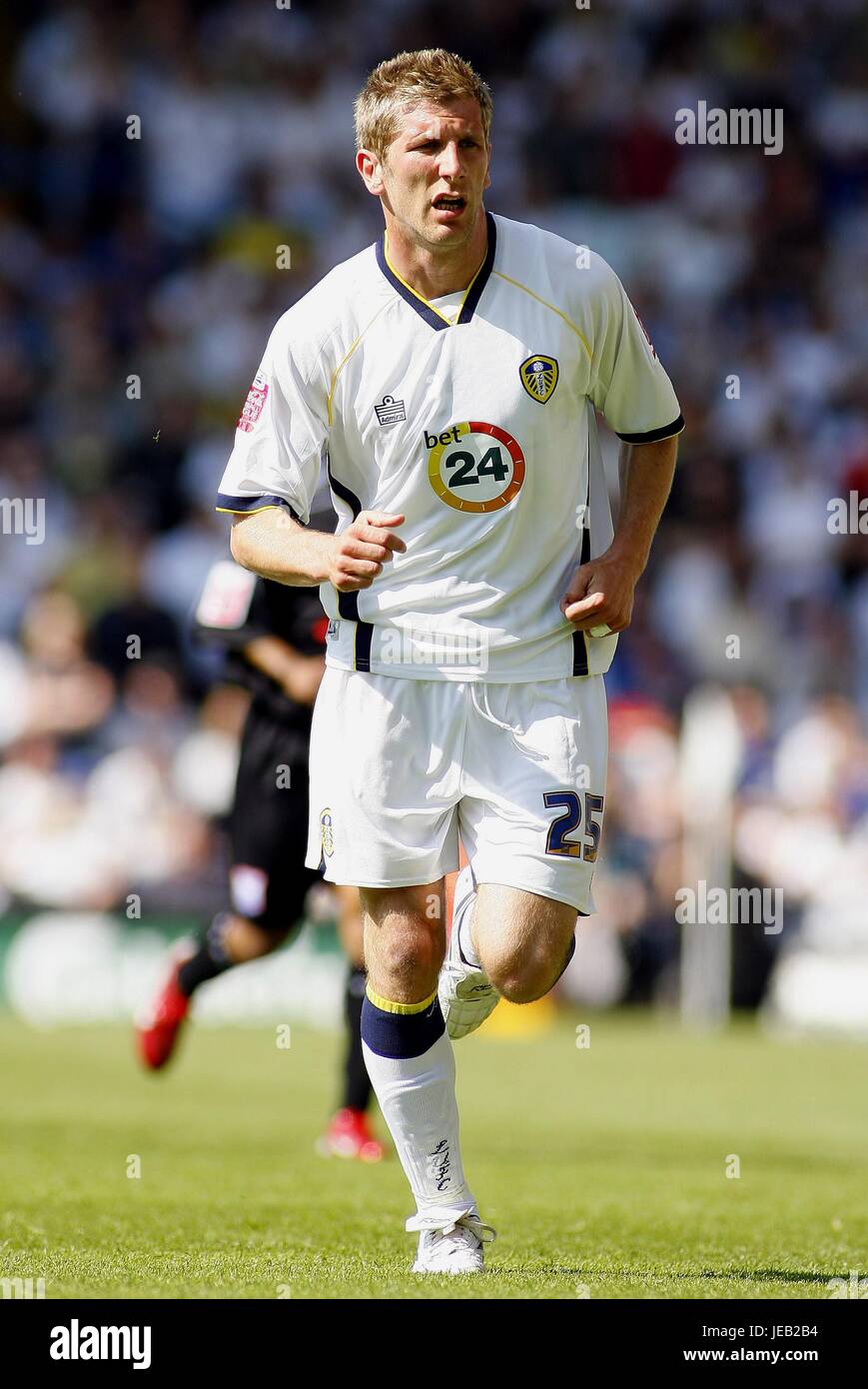 RICHARD CRESSWELL LEEDS UNITED FC ELLAND ROAD LEEDS ENGLAND 28 April ...