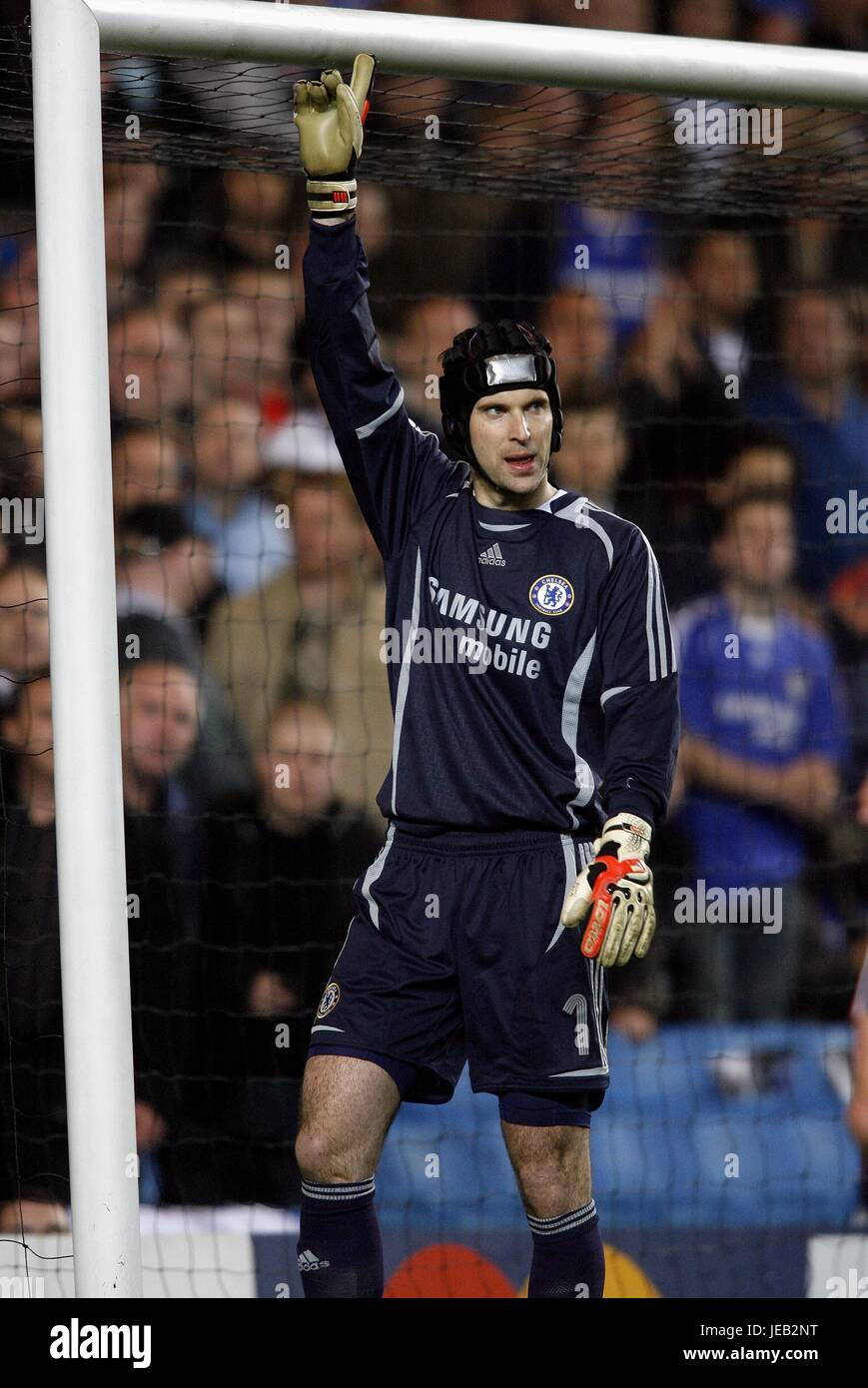 PETR CECH CHELSEA FC STAMFORD BRIDGE CHELSEA LONDON 04 April 2007 Stock ...