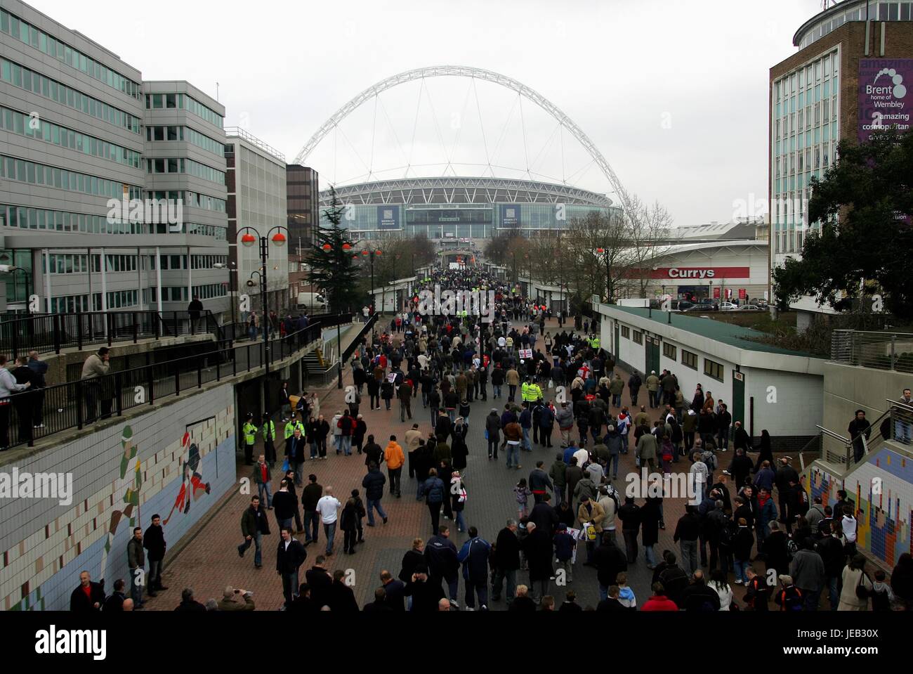WEMBLEY STADIUM & WEMBLEY WAY WEMBLEY STADIUM LONDON WEMBLEY STADIUM ...