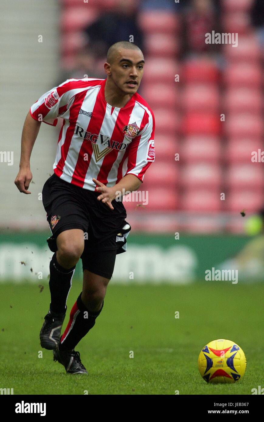 DANNY SIMPSON SUNDERLAND FC STADIUM OF LIGHT SUNDERLAND ENGLAND 24 ...