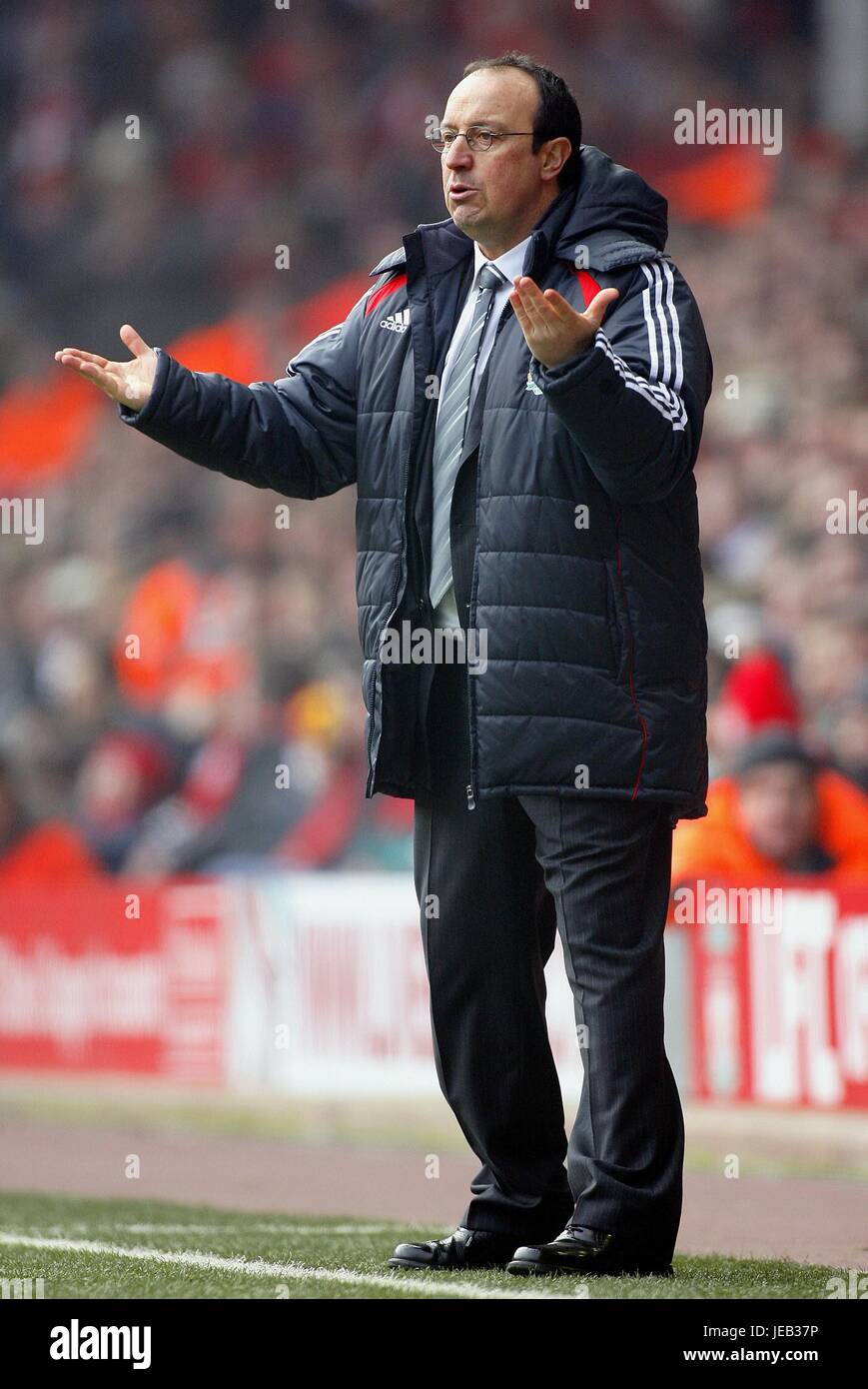 RAFAEL BENITEZ LIVERPOOL FC COACH ANFIELD LIVERPOOL ENGLAND 03 February ...