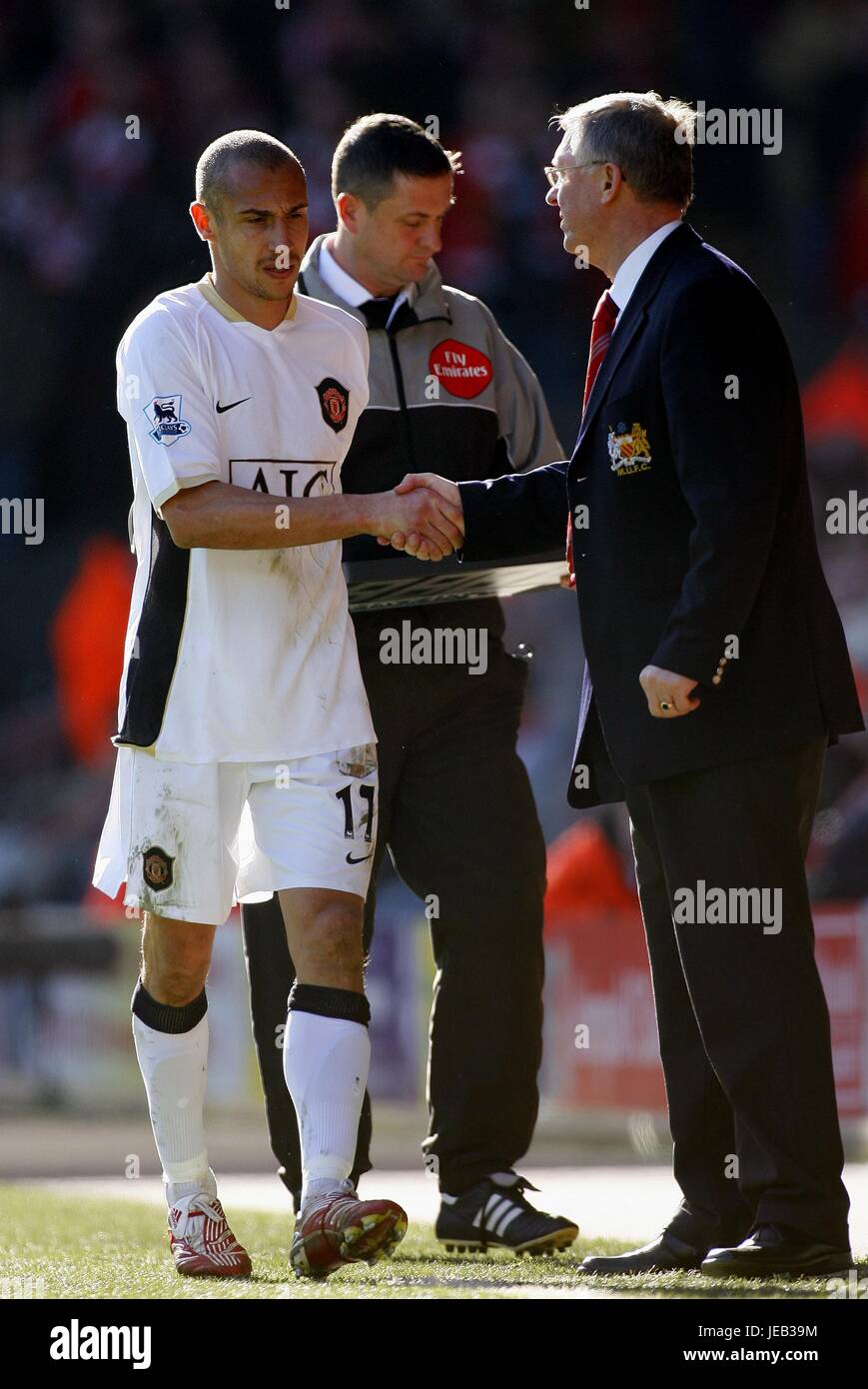 SIR ALEX FERGUSON & H LARSSON LIVERPOOL V MANCHESTER UNITED ANFIELD ...