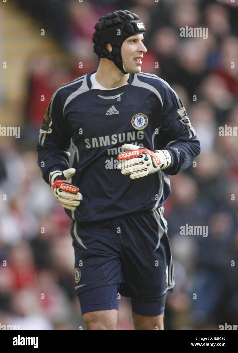 PETR CECH WITH HEAD CAP LIVERPOOL V CHELSEA ANFIELD LIVERPOOL ENGLAND ...