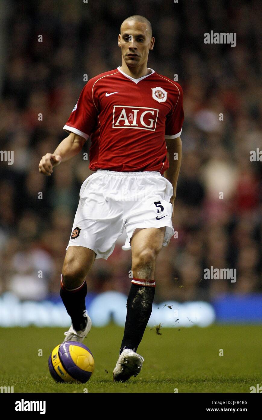 Rio ferdinand manchester united 2007 hi-res stock photography and ...