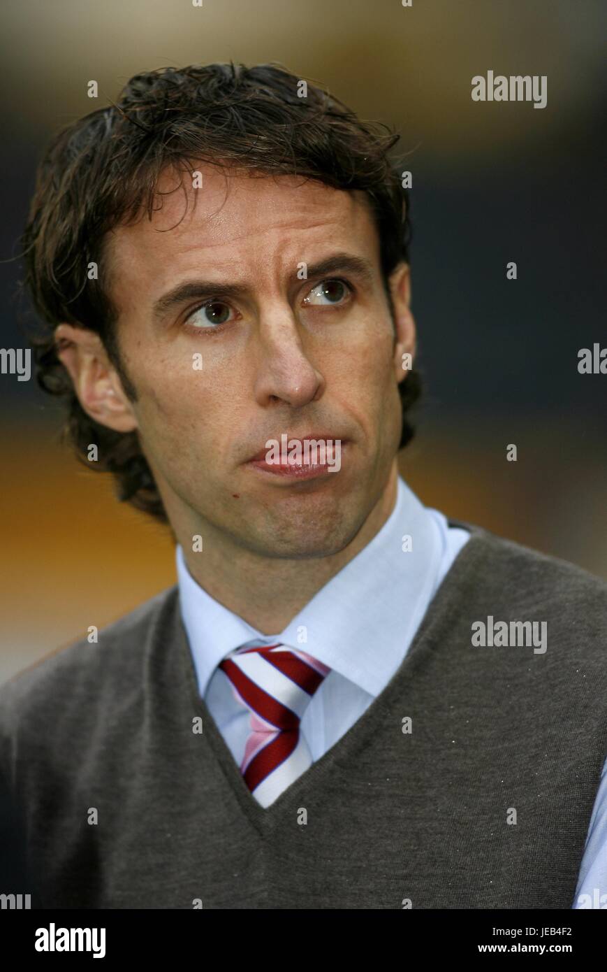 GARETH SOUTHGATE MIDDLESBROUGH FC MANAGER KC STADIUM HULL ENGLAND 06 ...