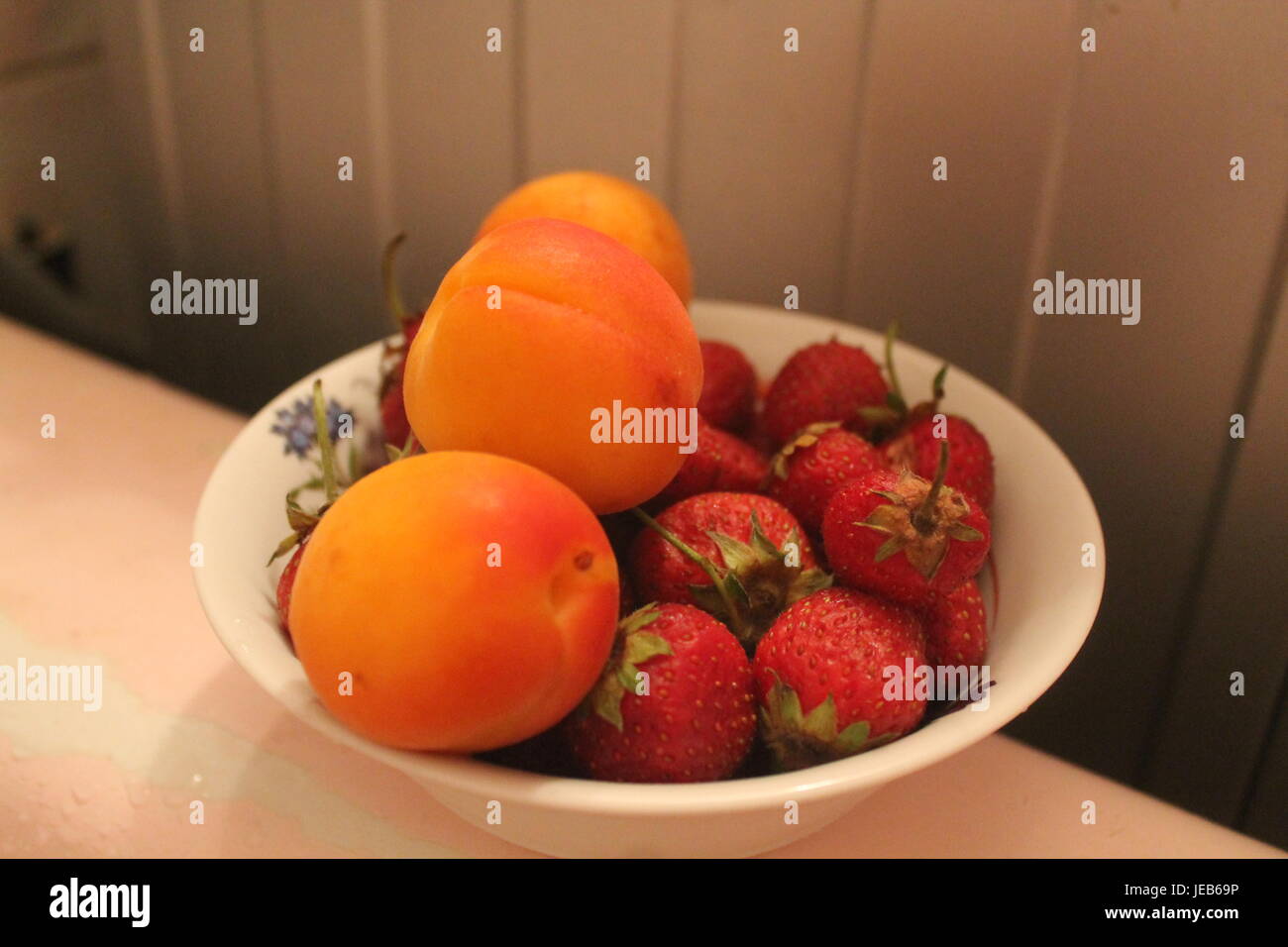 Strawberry jelly cake fruits hi-res stock photography and images - Alamy