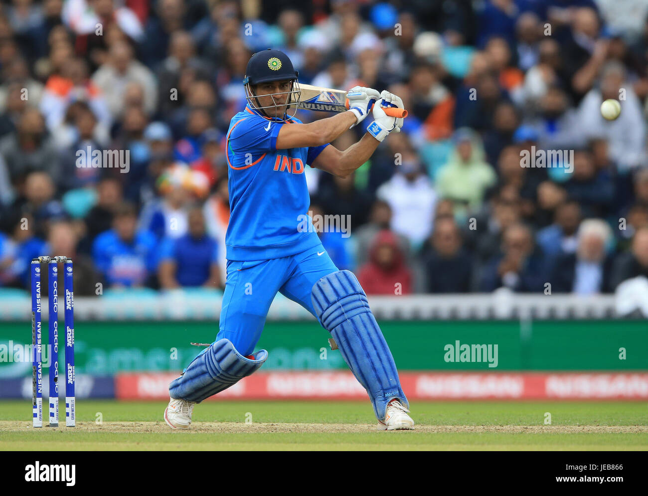 India's MS Dhoni Stock Photo - Alamy